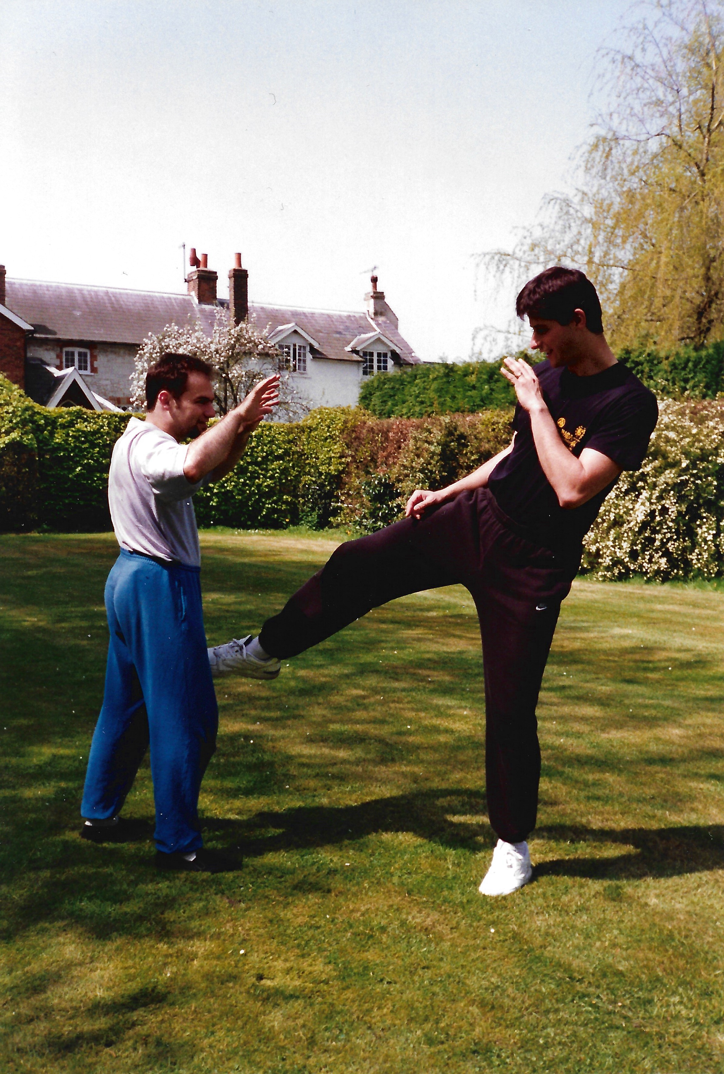 Unlocking Savate: Mastering Boot Kicks for Combat – Killick Off Road Arts